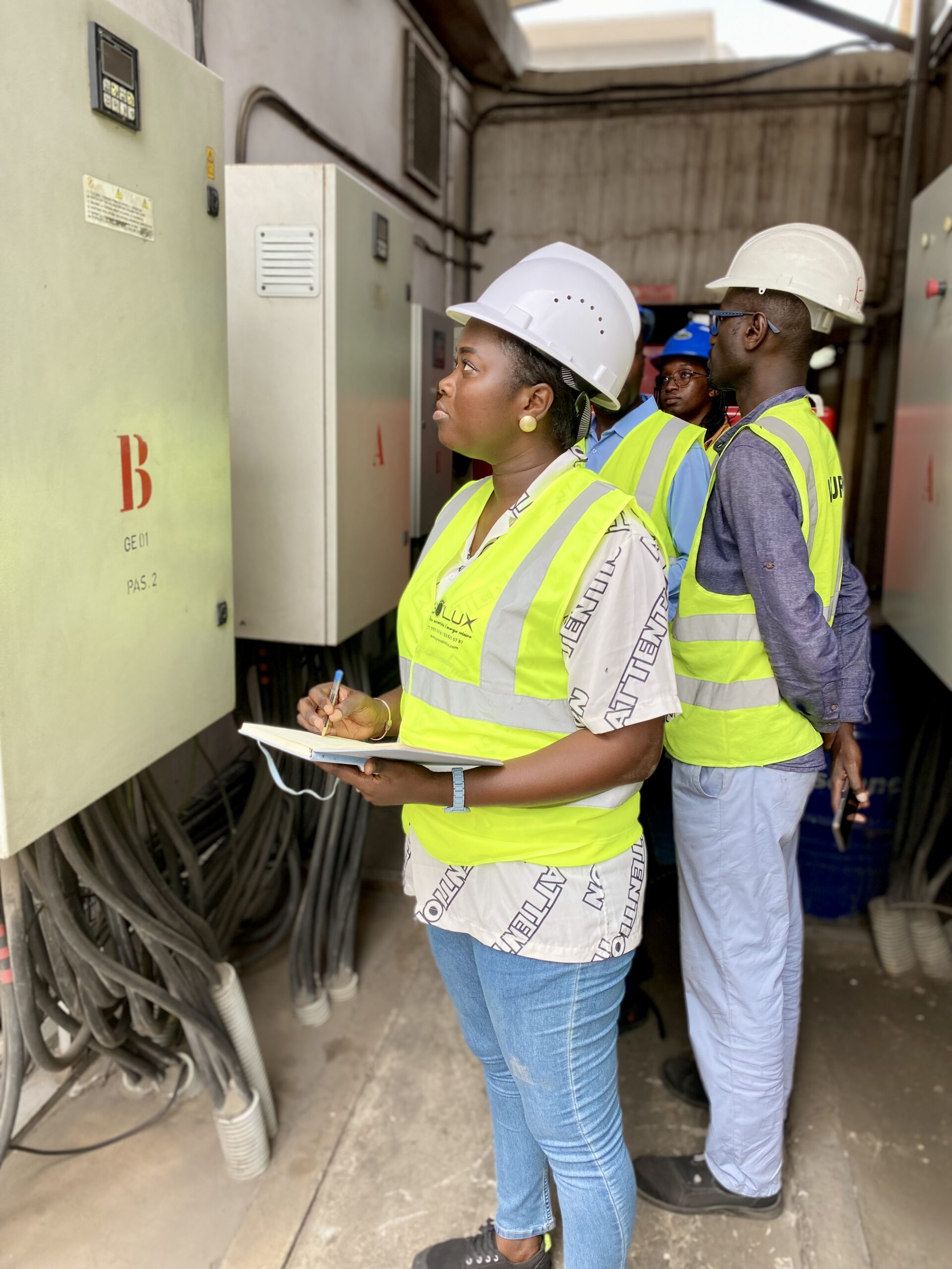 Groupe Solux – Installation de Solutions Solaires en Afrique